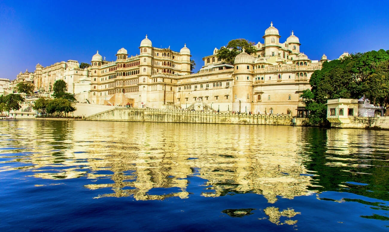 Rajasthan Tour Packages | Explore Palaces, Forts & Deserts